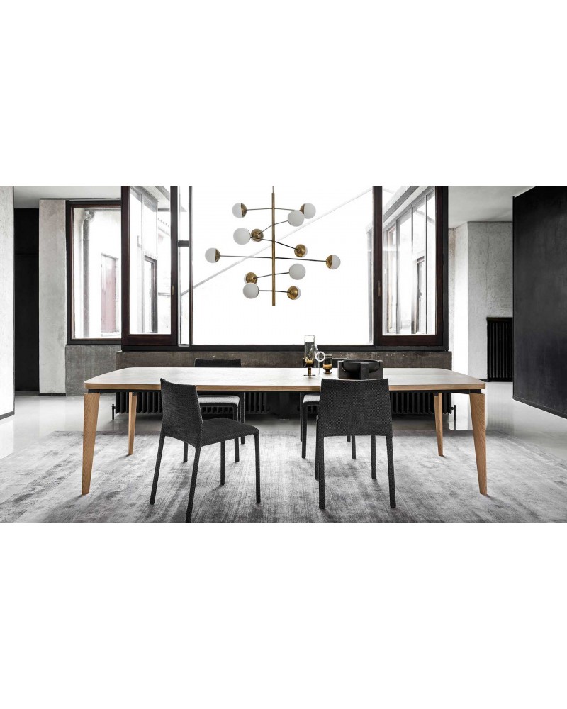 TABLE FYRA by ALF DAFRE